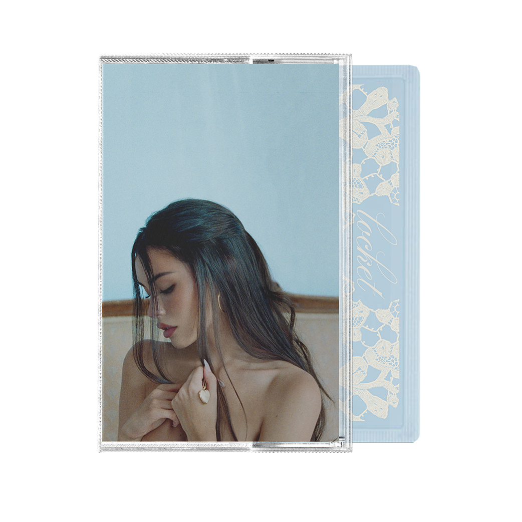 locket apple music exclusive baby blue vinyl – Madison Beer Official Store